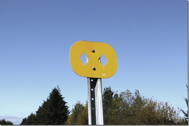 E&N signs – Two diamonds | Katherine Bickford